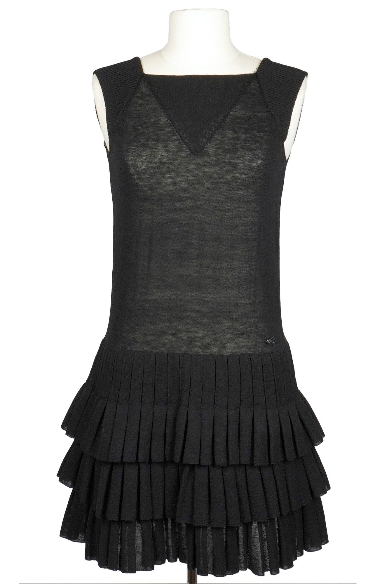 Evening essentials: Second-hand authentic luxury pieces - Reench